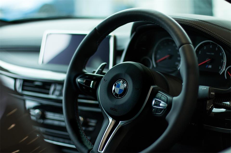 How to Safely Move a Classic or Luxury Car Without Risking Damage ...